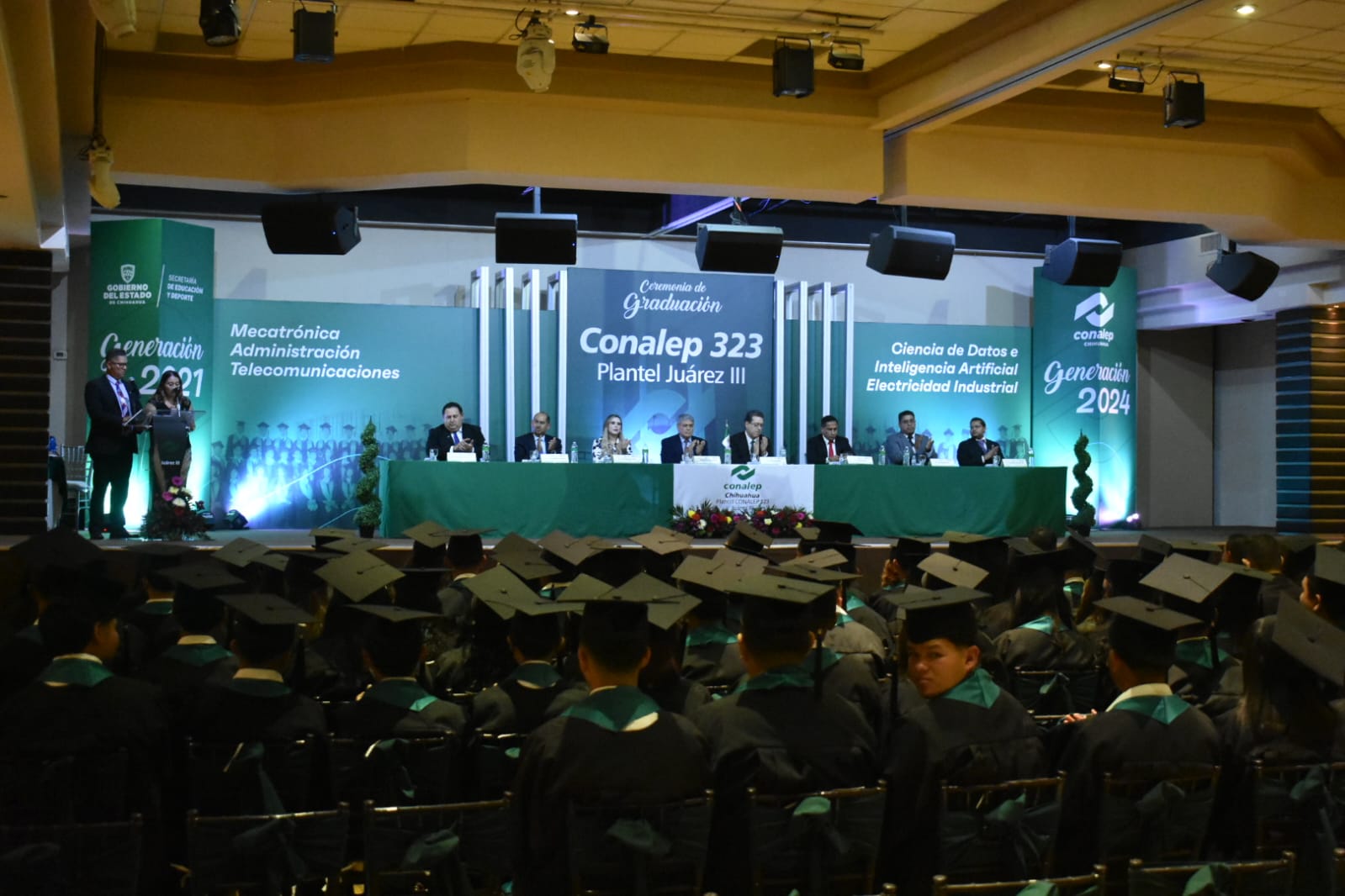 Acude director de Servicios Públicos a graduación del CONALEP. – Al ...