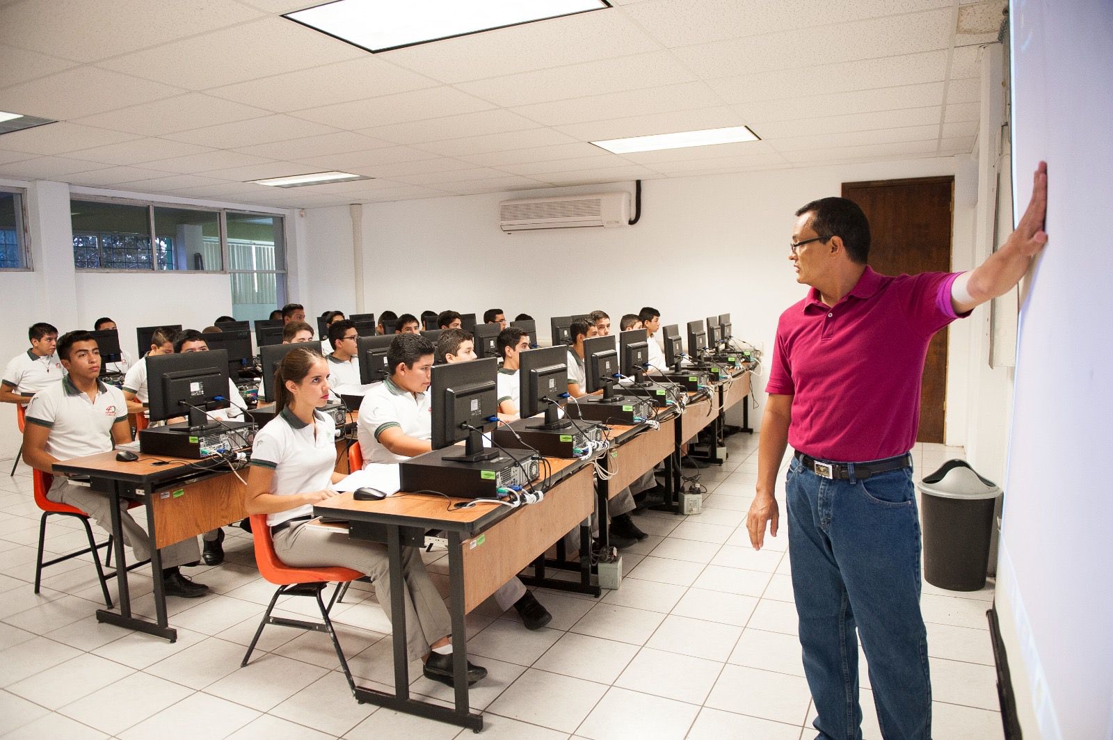Habilita SEyD atención telefónica para informar sobre espacios ...