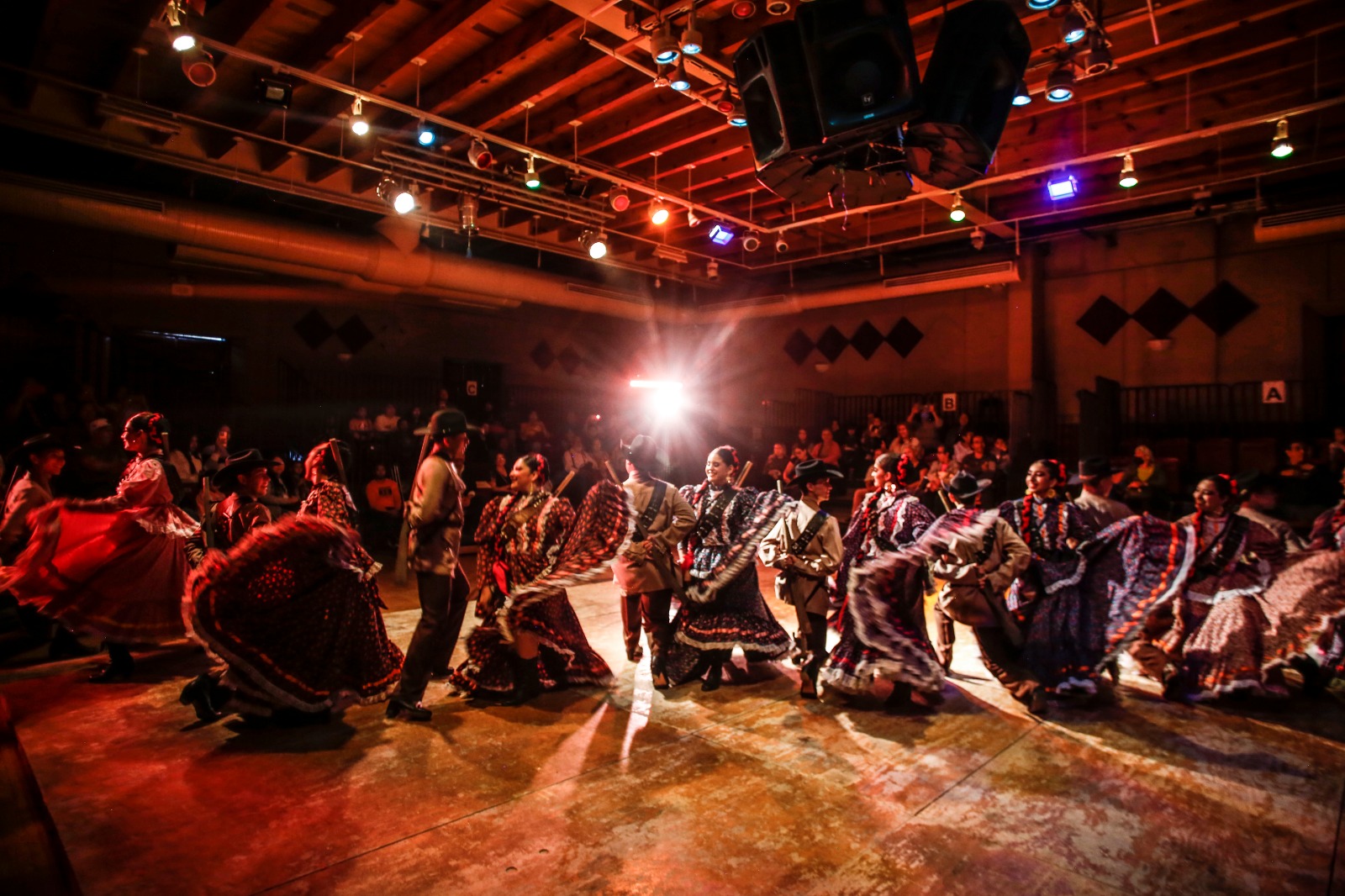 “Las Soldaderas” conquista al público juarense con un homenaje a la ...