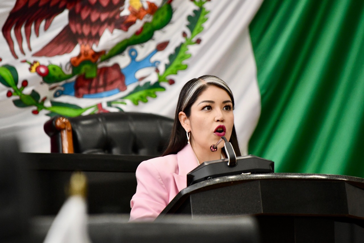 Mientras falten medicamentos y siga rodeada de corruptos y delincuentes ...