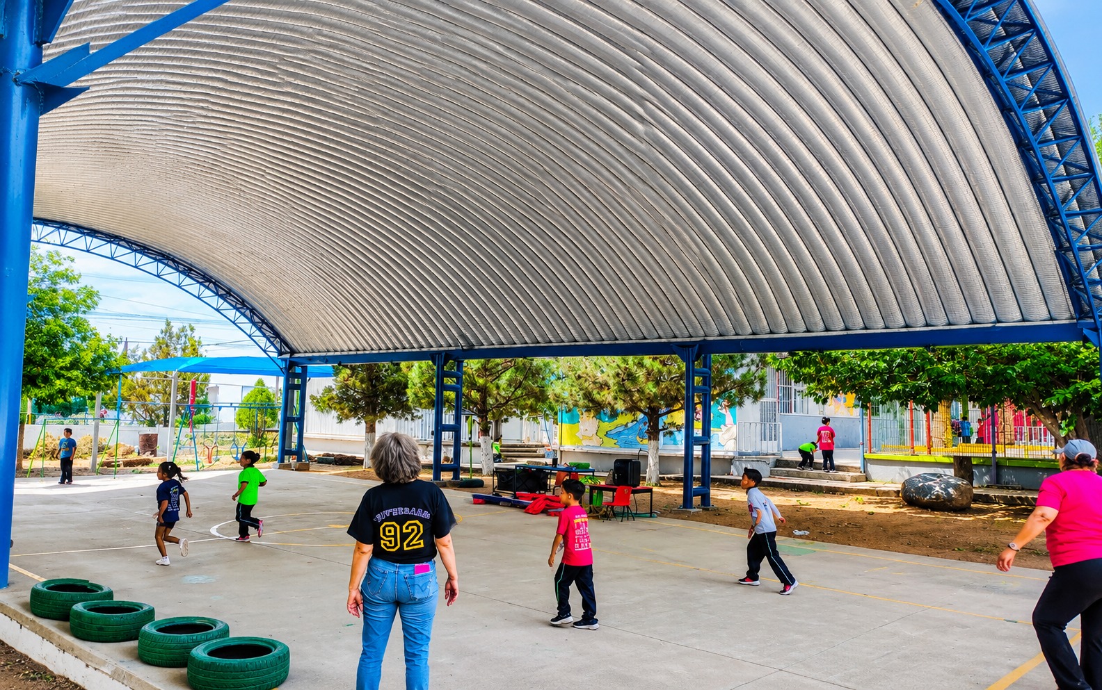 Mejor cuidados del sol y la lluvia: Municipio instala domo en el Jardín ...