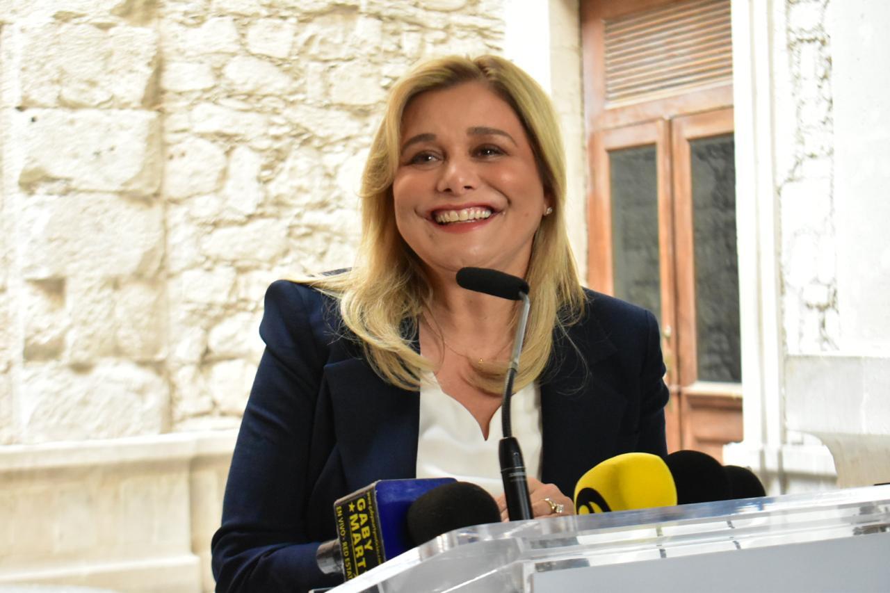 Llega Maru Campos al Palacio, “trabajo siempre hay dentro o fuera de la ...